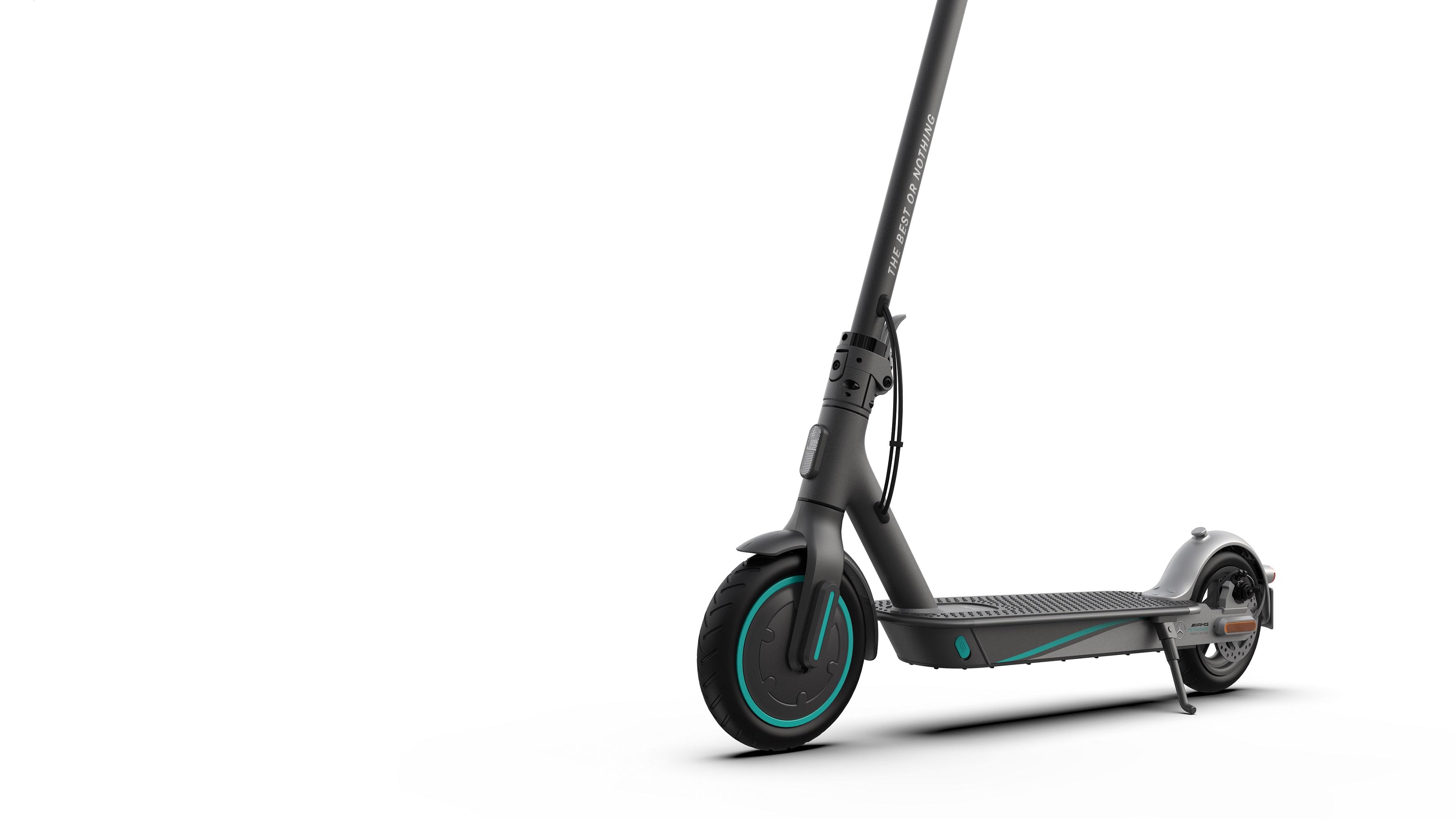 XIAOMI Mi Electric Scooter Pro 2 Mercedes F1 Team Edition | kak.cz